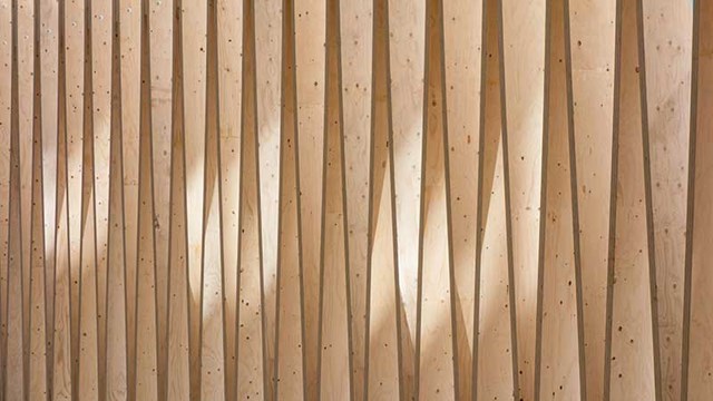 Lamibois (LVL) - Construction en bois massif | Stora Enso